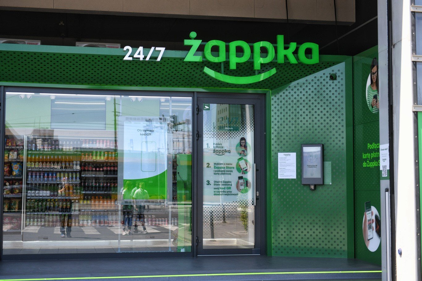 Witajcie w erze samoobsługi! Żabka rozwija Żappka Store