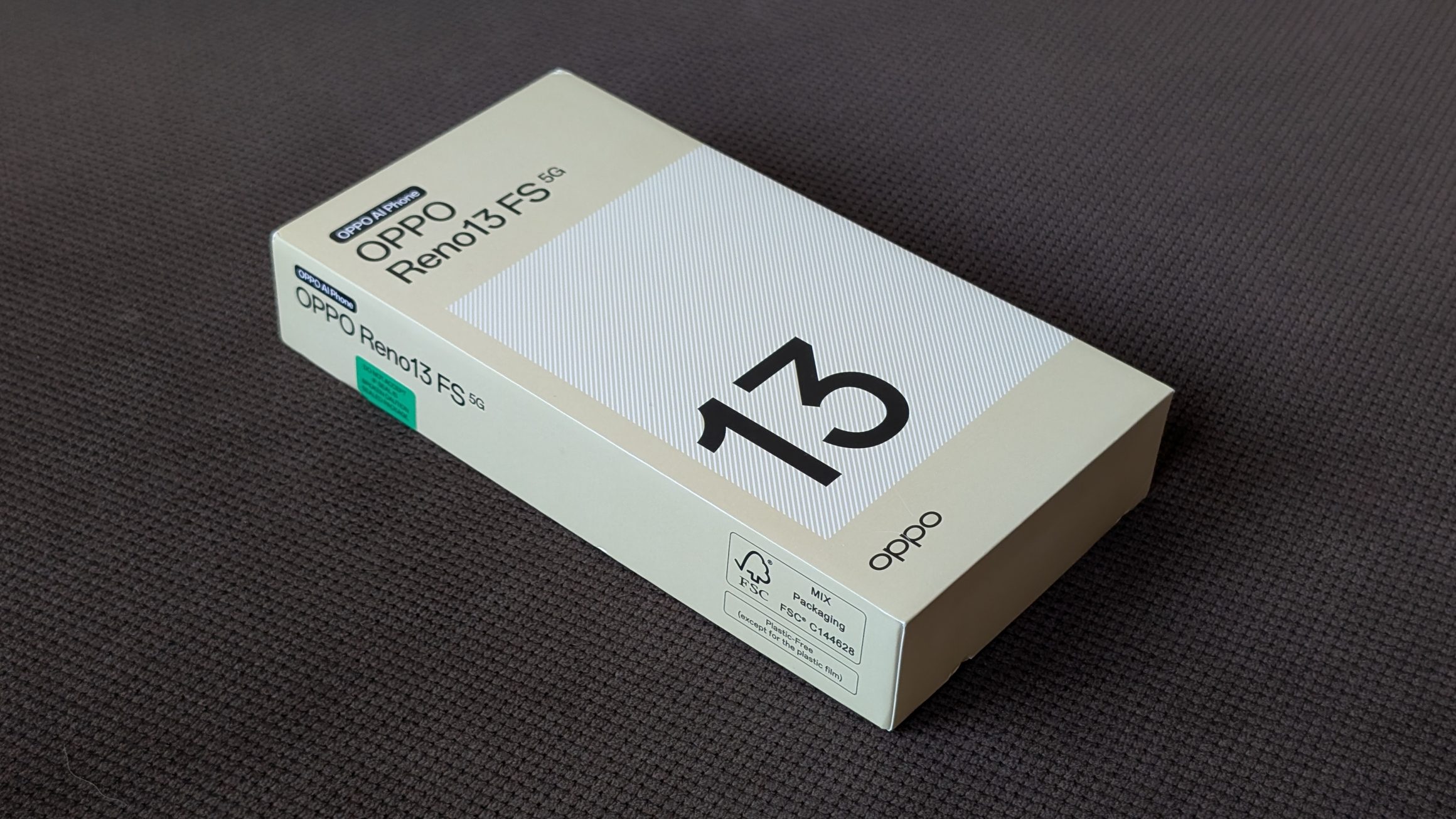 OPPO Reno13 FS 5G - Recenzja